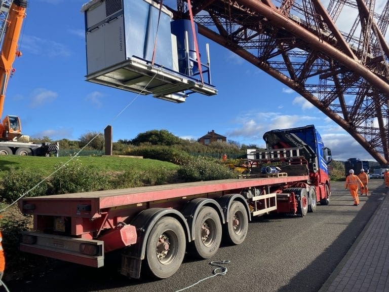 What is a HIAB? Is A HIAB A Lorry Loader? - Phelan Haulage Hiab Hire