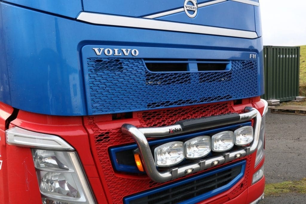 What is a HIAB? Is A HIAB A Lorry Loader? - Phelan Haulage Hiab Hire