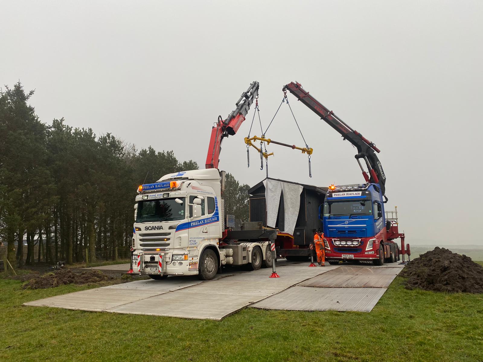Abnormal Load Transport UK: Shepherd Huts - Phelan Haulage
